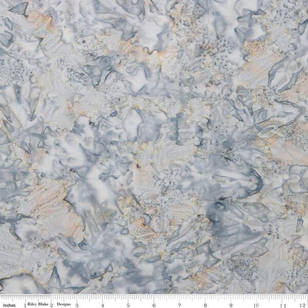 Expressions Batiks Elementals Color Play Mottled Frost | Riley Blake ...
