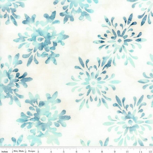 Expressions Batiks Victorian Garden Adriatic Mist | Riley Blake Designs