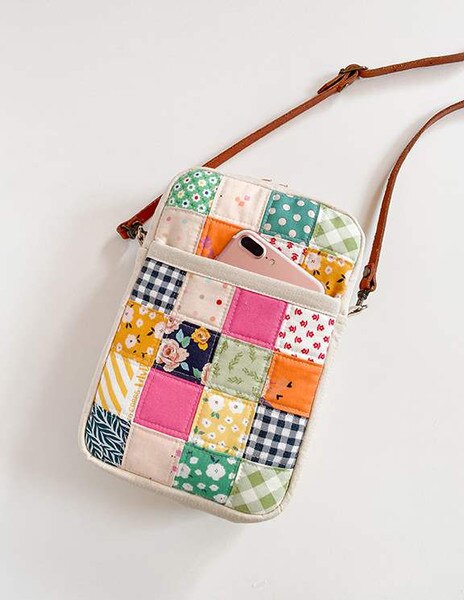 Minki Kim Sun Patch Crossbody Bag Pattern | Riley Blake Designs