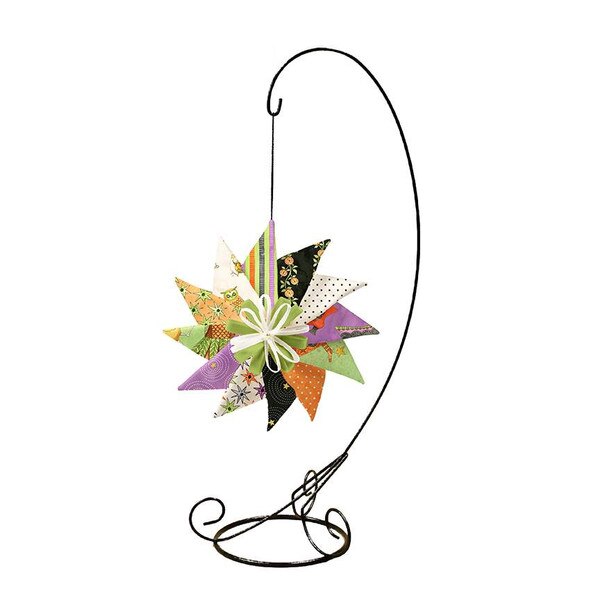 The Ornament Girl Prairie Point Pinwheel Ornament Pattern | Riley Blake ...